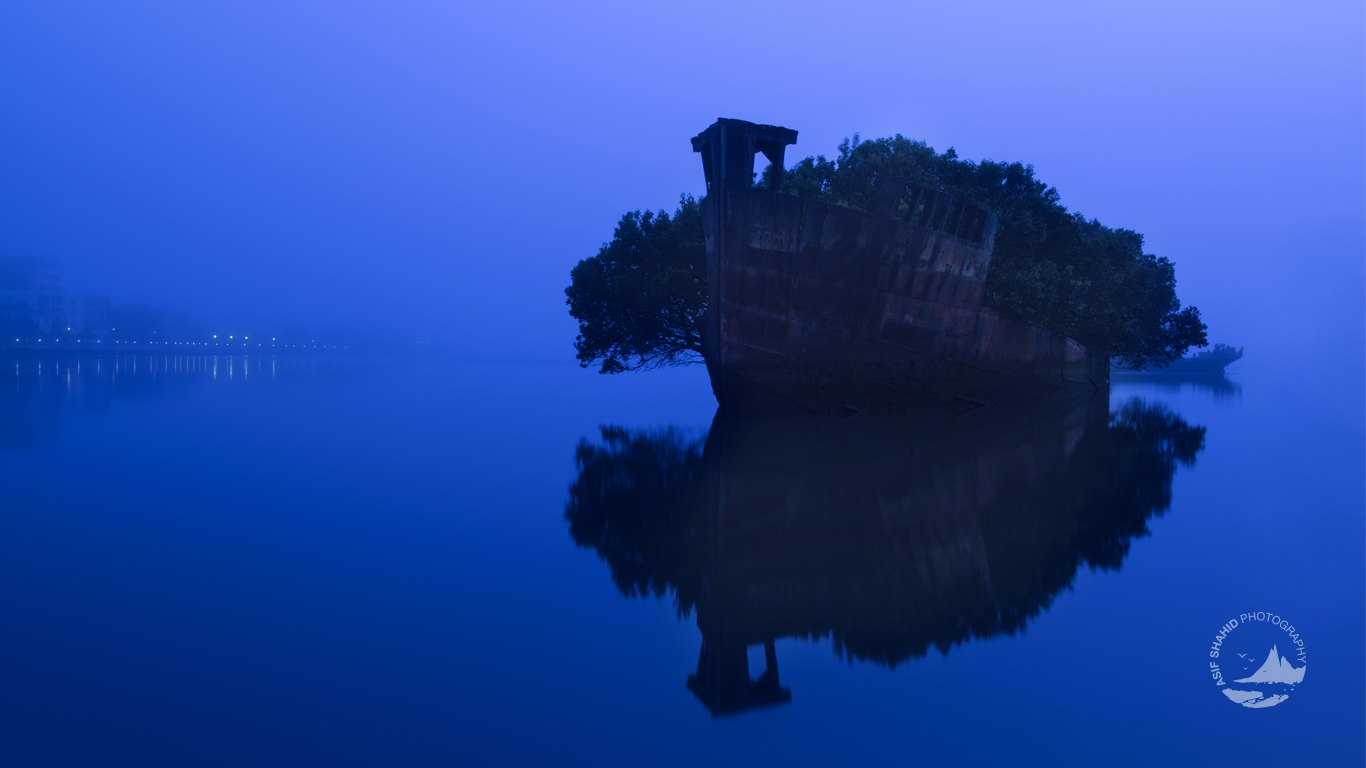 Shipwreck, Homebush Bay, Sydney - Asif Shahid Photography
